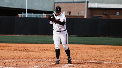 ISU softball falls to Belmont in MVC opener | Sports | videtteonline.com