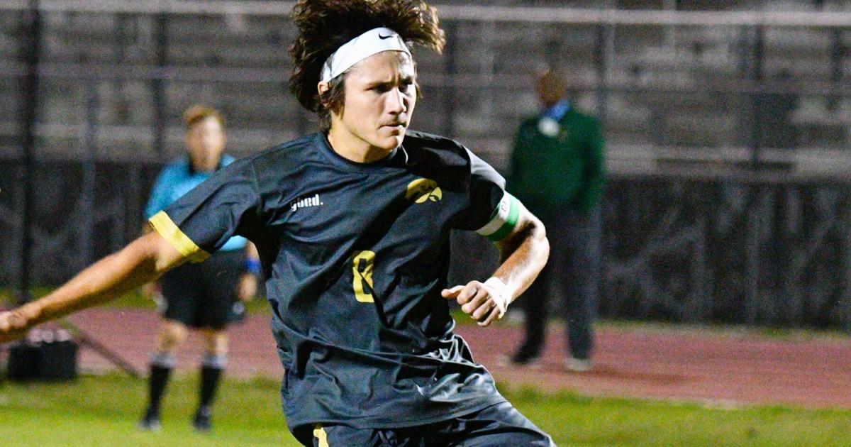 Hawks Score Four Unanswered Goals To Pull Away From South Fork Viera