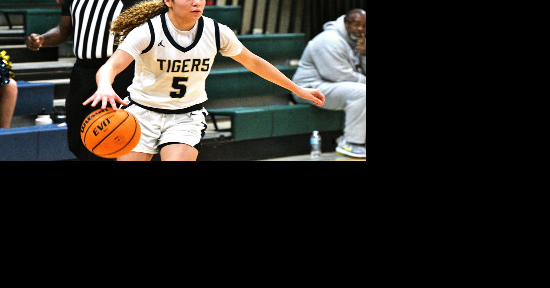 Holy Trinity girls basketball plans to run opponents ‘out of the gym ...