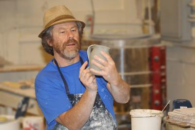 Award-winning potter Simon Leach to host two-day workshop at Holy ...