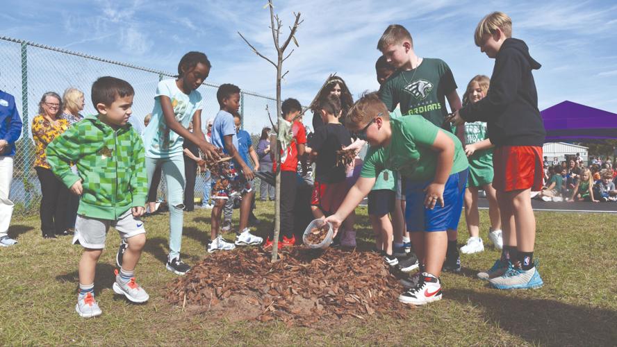 Garden Club celebrates Arbor Day by involving Ralph Williams Elementary ...