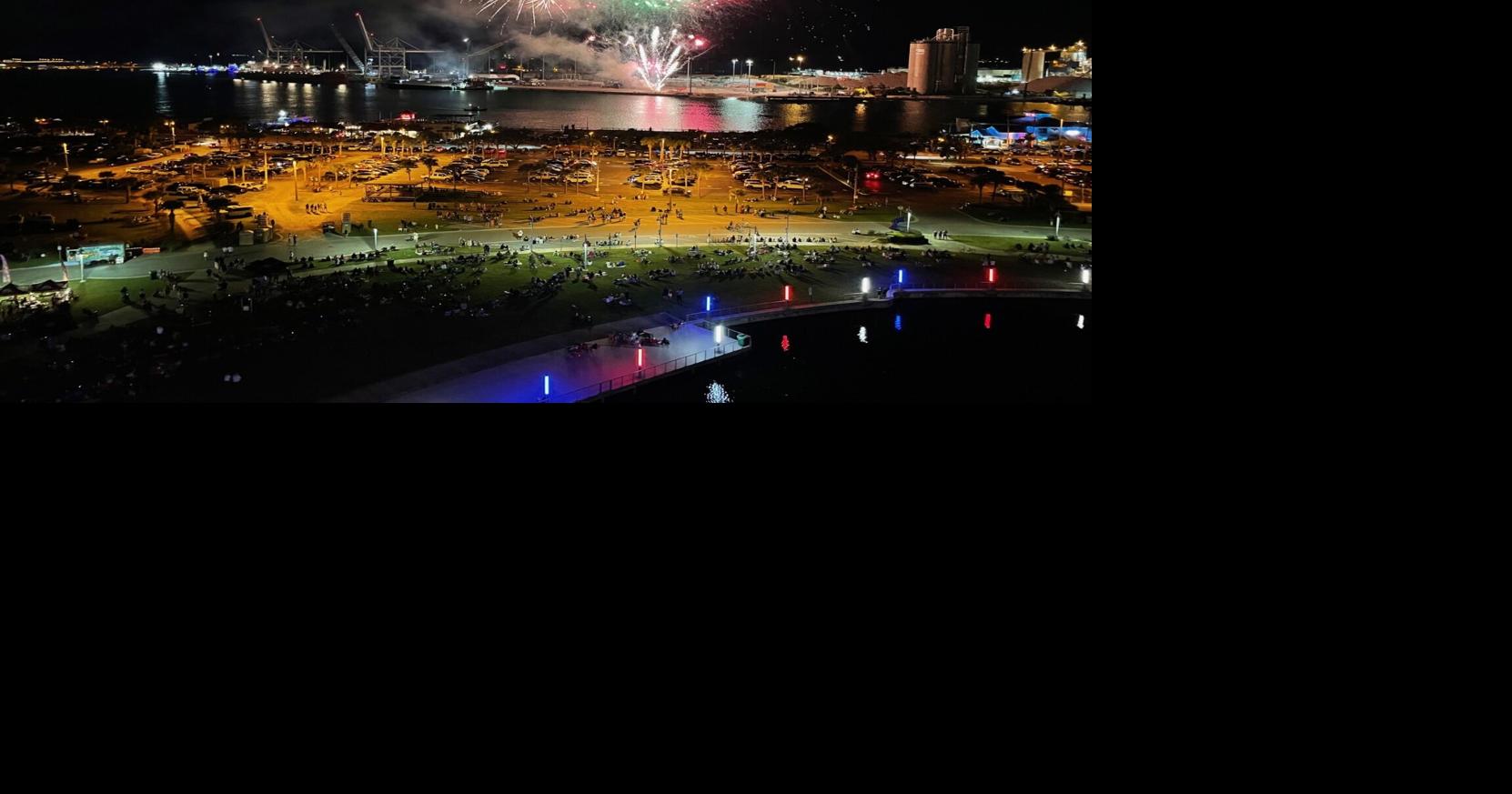 Port Canaveral 2025 Fireworks Celebration "Smoke on the Water & Fire in ...