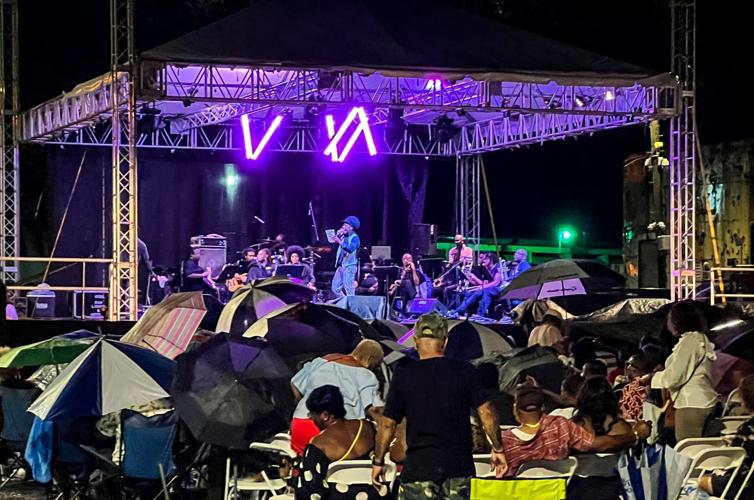 Buntin beats out 11 other contenders for Calypso Monarch crown | News ...