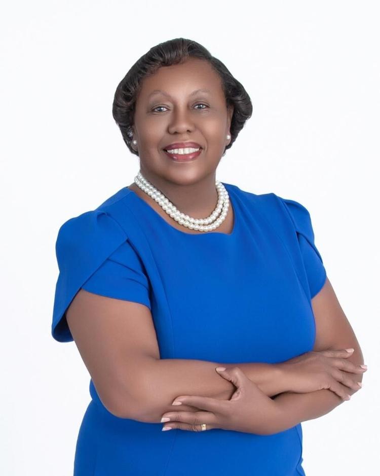 Howell, Petty to receive honorary degrees at UVI commencement | News ...