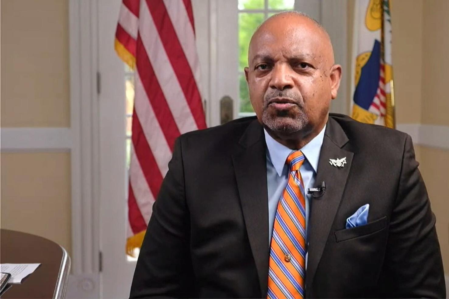 Roach to Bryan: Rescind raises | News | virginislandsdailynews.com