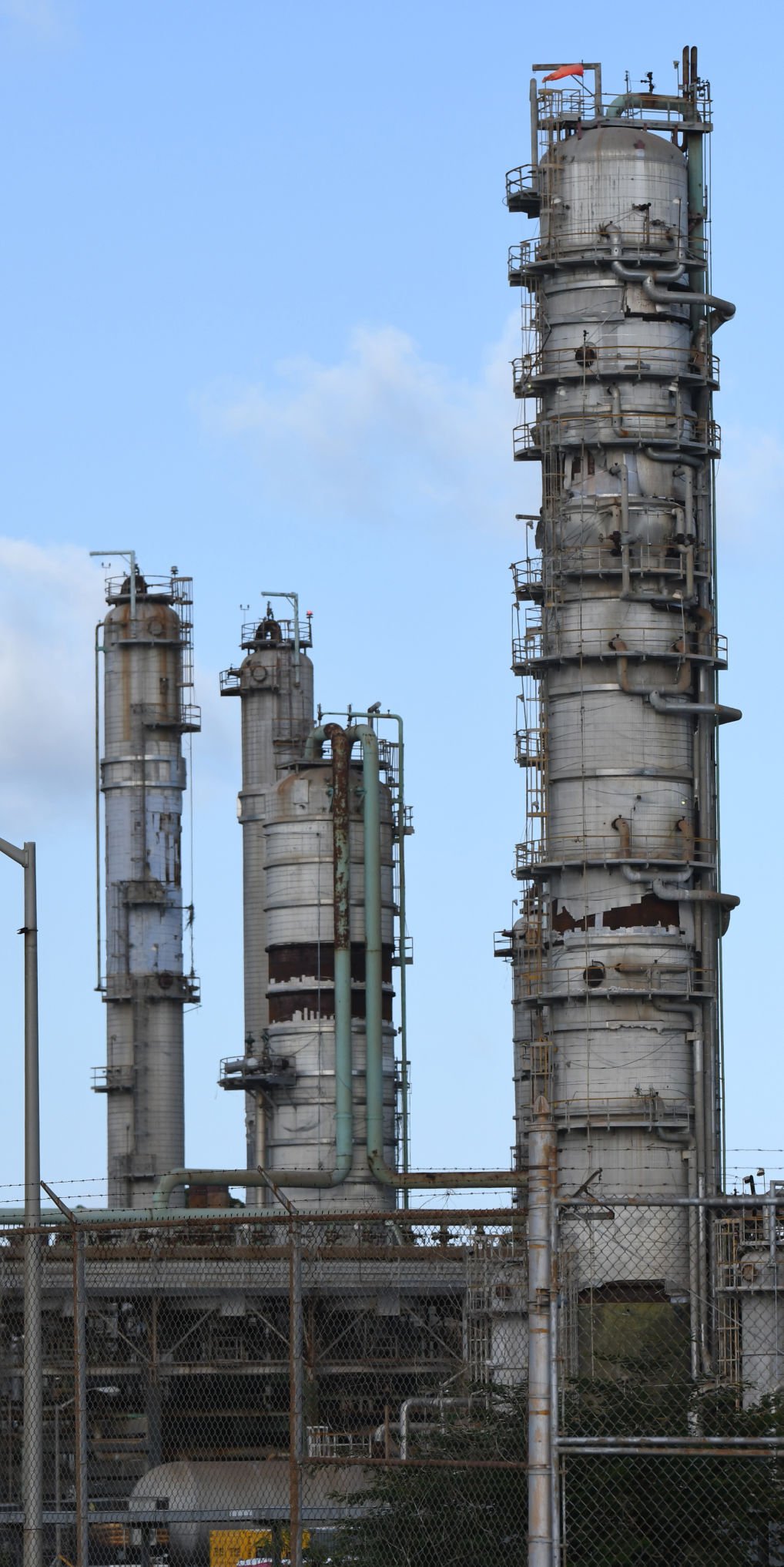 EPA says gas exceedance was recorded at Limetree Bay refinery Friday ...