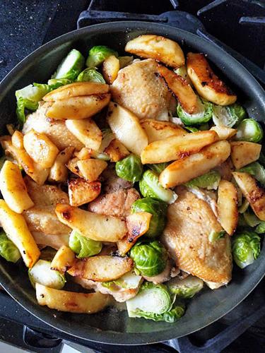 Gretchen's table: Cider-braised chicken with apples and Brussels ...