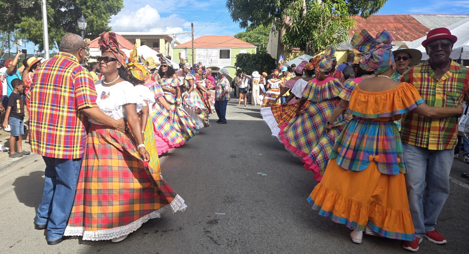 Locals, visitors enjoy Festival food fair honoring Daisy Byam's ...