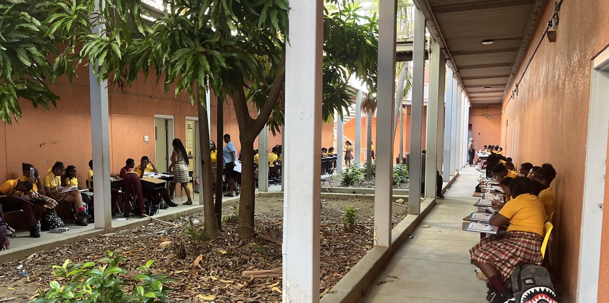Senators learn classroom conditions at BCB, Woodson schools remain dire ...