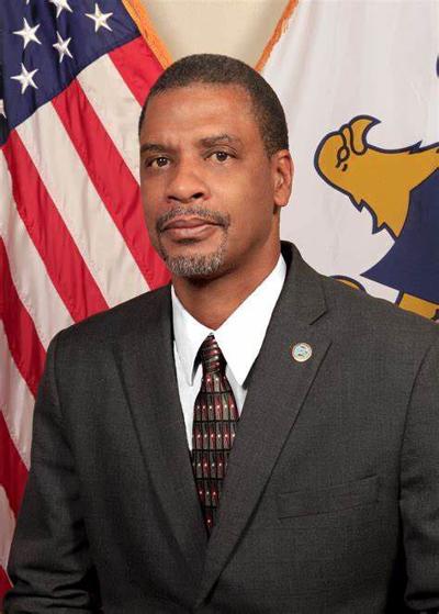 Bill seeks to increase minimum salary for public employees | News ...