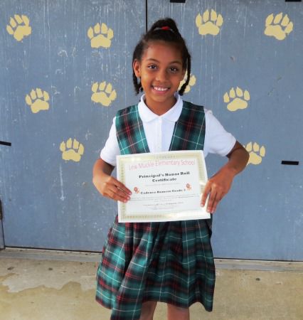 Lew Muckle recognizes exemplary students | Island Life ...