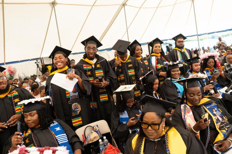 In photos: UVI Commencement | News | virginislandsdailynews.com