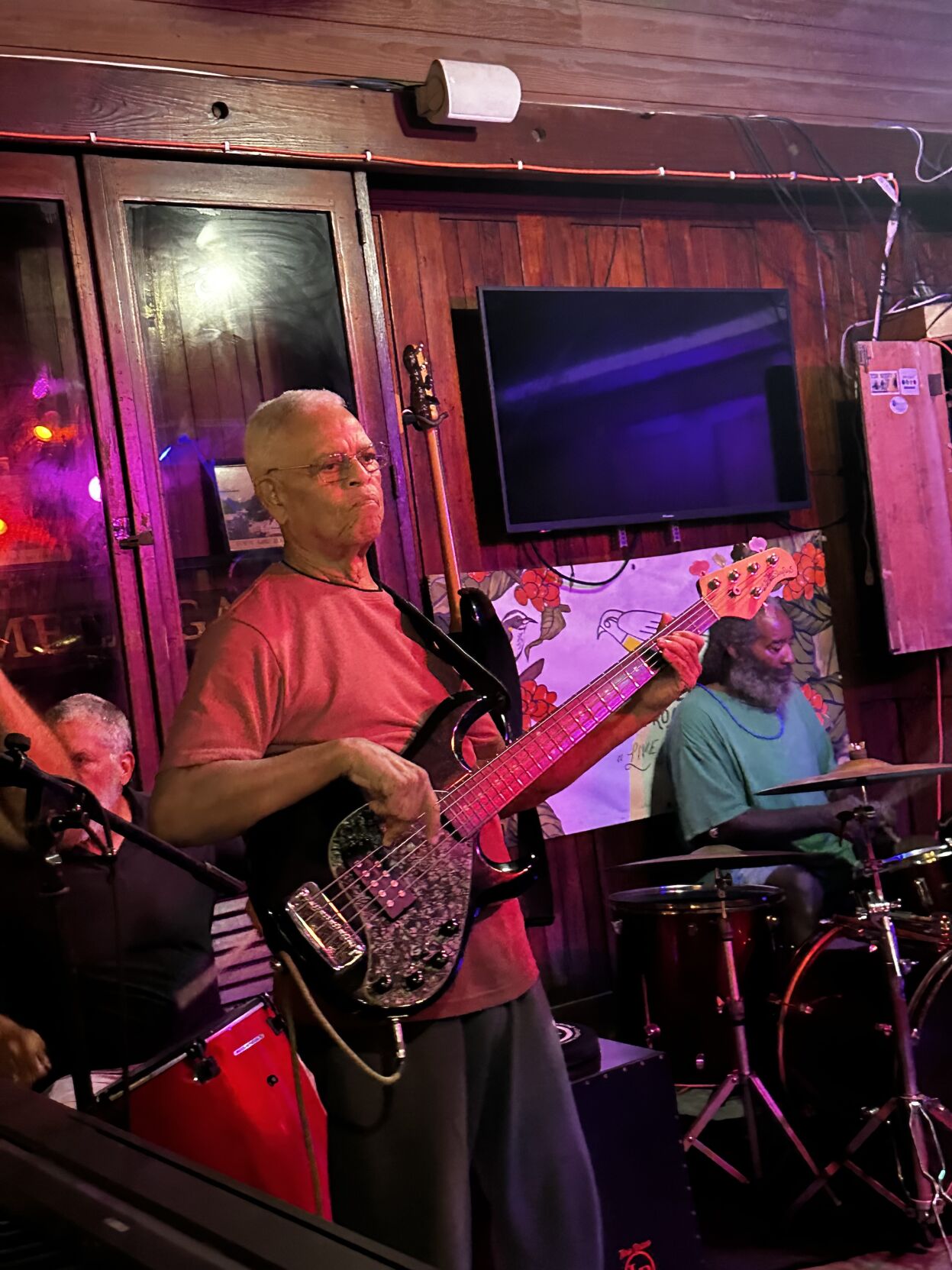 Tickles in Sub Base closes after decades of serving up 'cheers ...