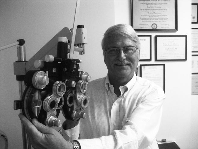 Dr. Craig Friedenberg is offering free eye exams for students and ...