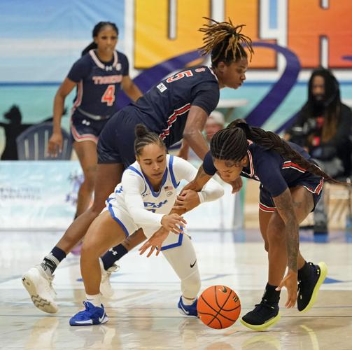 Tigers run away from Panthers to open Day 2 of Women's Paradise Jam ...
