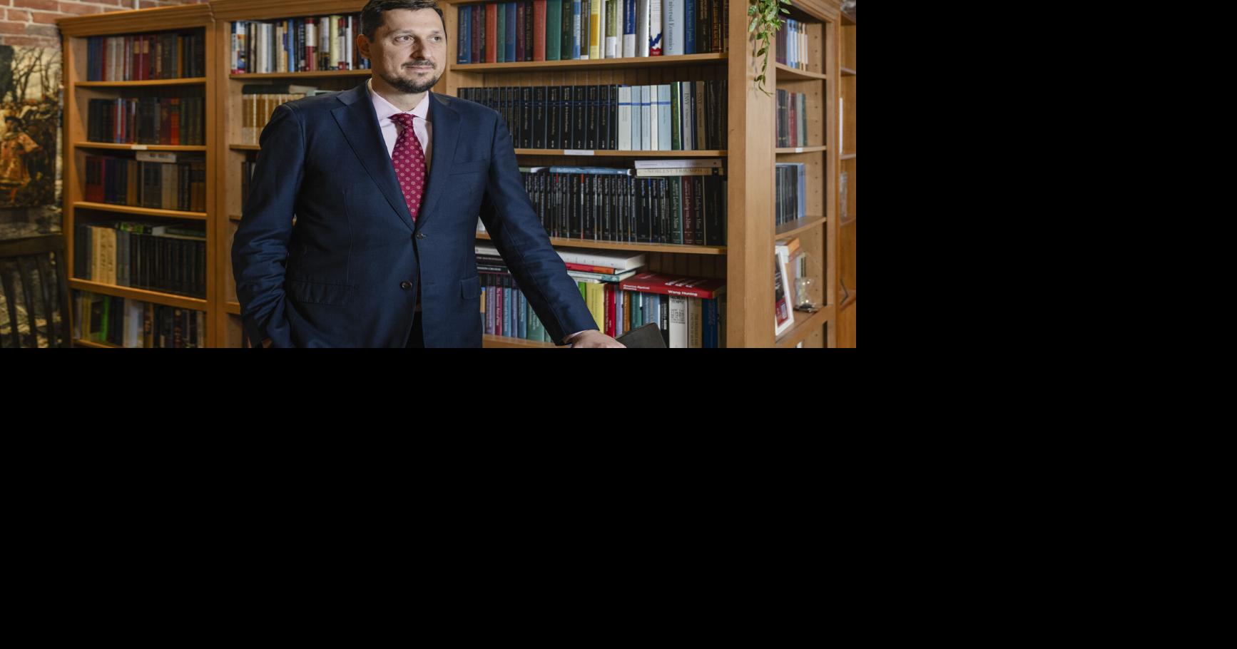 Harvard Students Seek ‘Viewpoint Diversity’ Outside the School’s Gates ...