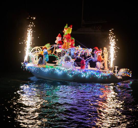 Christmas Boat Parade transforms C'std Harbor into floating festival of ...