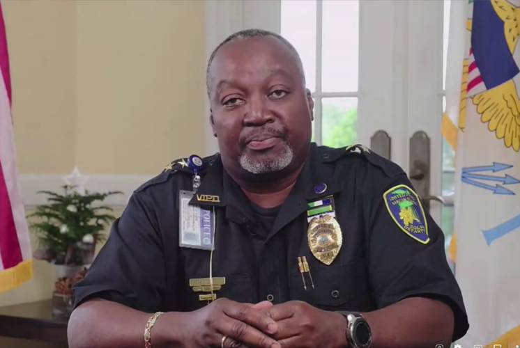 Police ask for community's help in identifying robbery suspects. | News ...