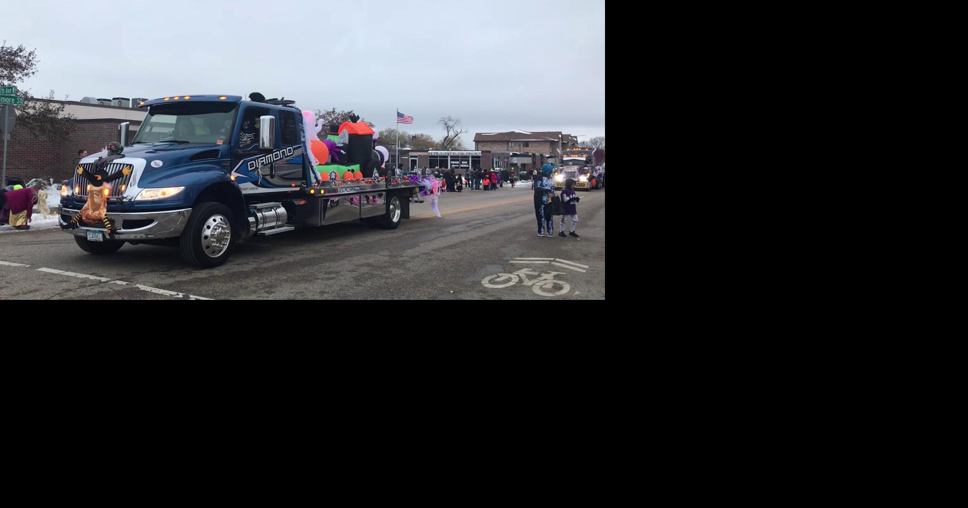 Hundreds brave chilly Halloween for big Halloween Parade in Alexandria ...