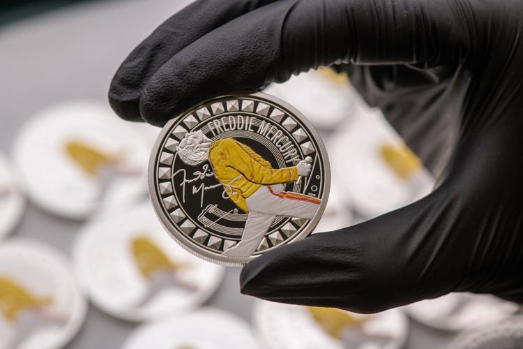 New coin honors Freddie Mercury and his 4-octave range | World News ...
