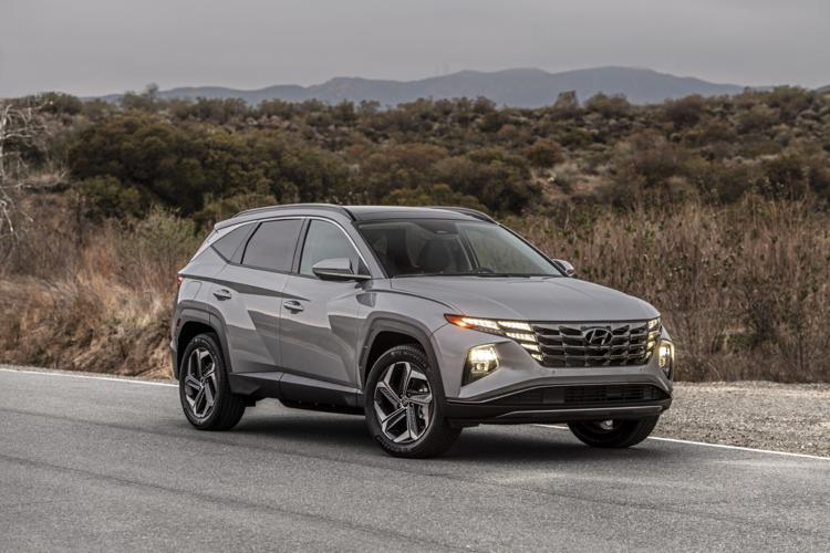 Save on gas with these five Edmunds-recommended used plug-in hybrid ...