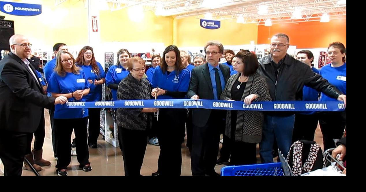 Goodwill Opens | Local News | voiceofalexandria.com