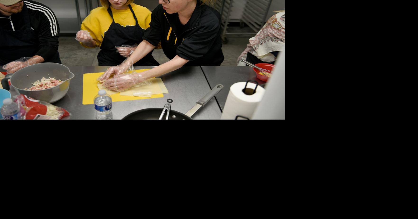 Back 2 Basics Cooking: Classes make a comeback in CoMo | Food & Drink ...