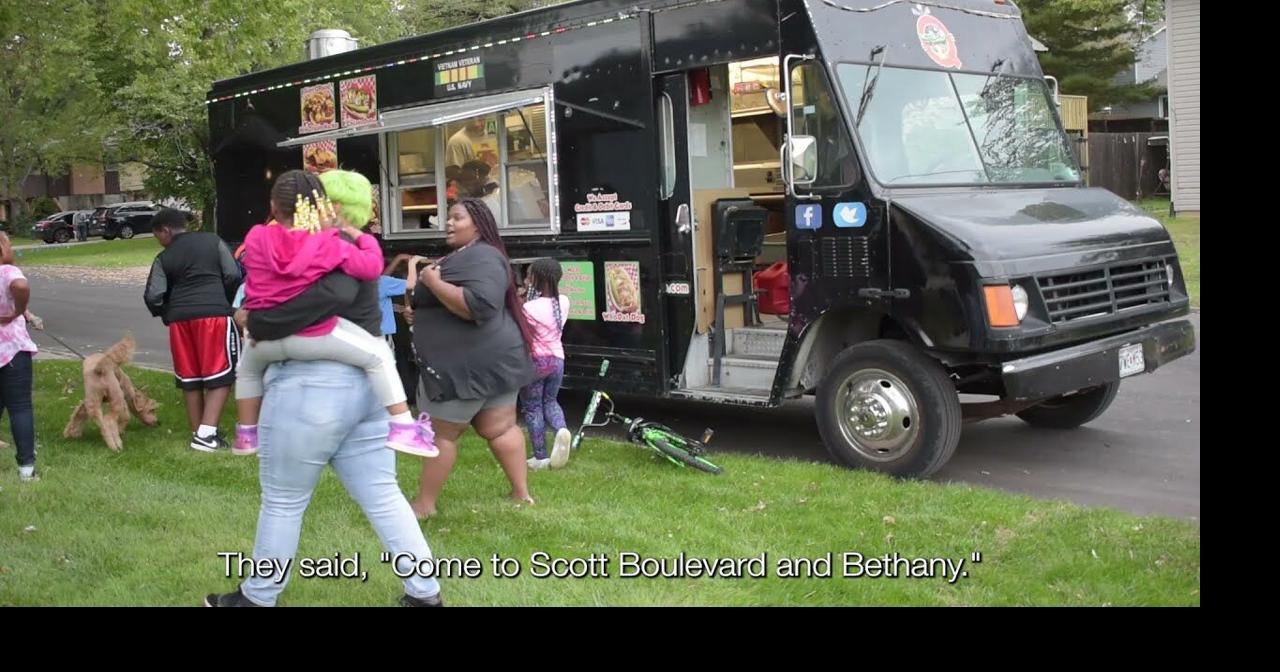 2 Odd Dawgs feeds Columbia’s children | Video | Vox Magazine