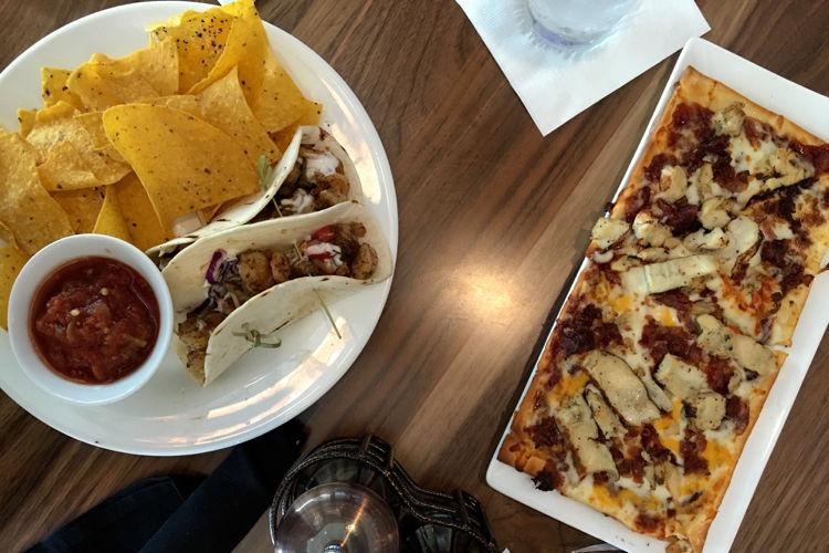 A Sunday at Hy-Vee Market Grille | Food & Drink | Vox Magazine