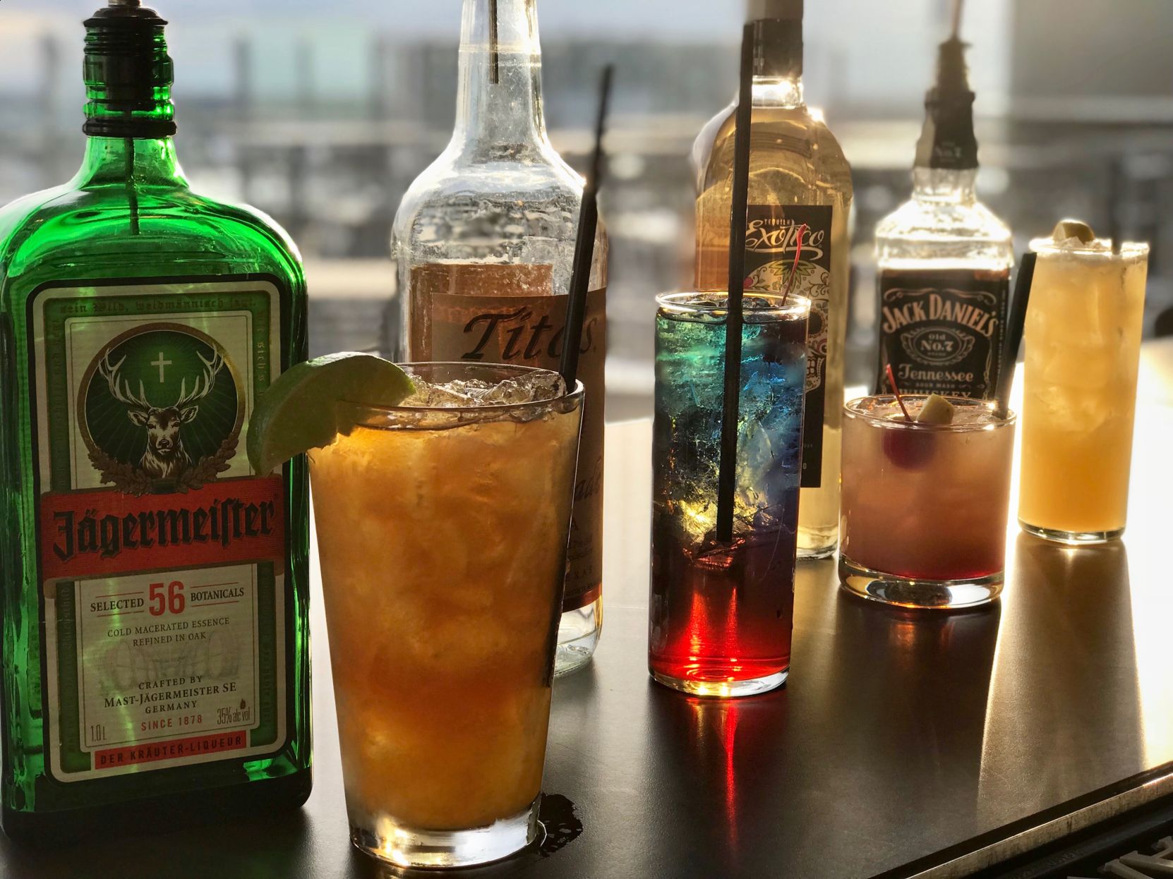 Four cocktails to enjoy during the Super Bowl | Food & Drink | Vox Magazine