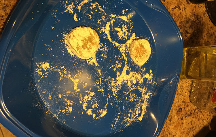 Vox DIY: An easy way to make fried pickles | Food & Drink | Vox Magazine