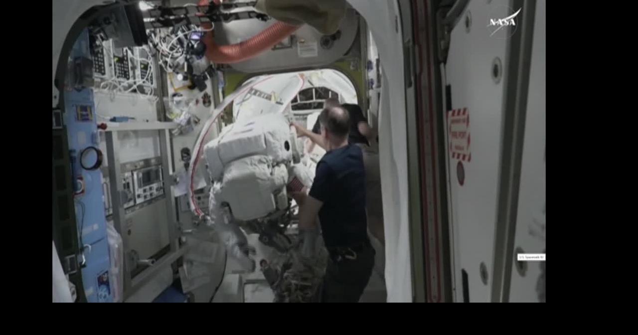 NASA Astronauts Butch Wilmore and Suni Williams conduct a spacewalk at ...