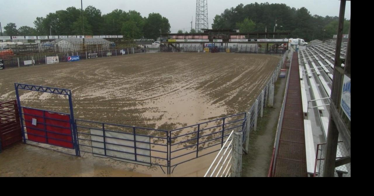 'When the mud starts flying, people have a lot of fun:' 42nd Sheriff's ...