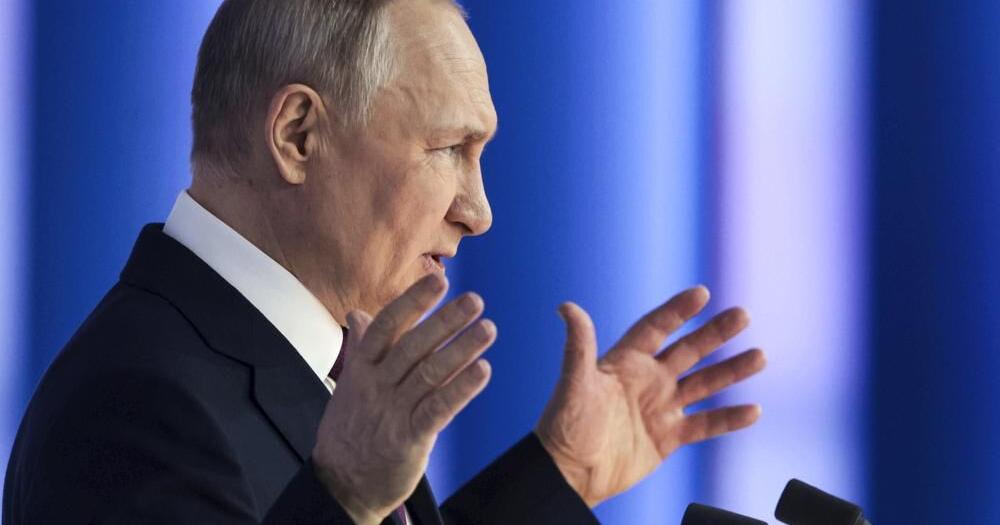 Putin warns again that Russia is ready to use nuclear weapons if its ...