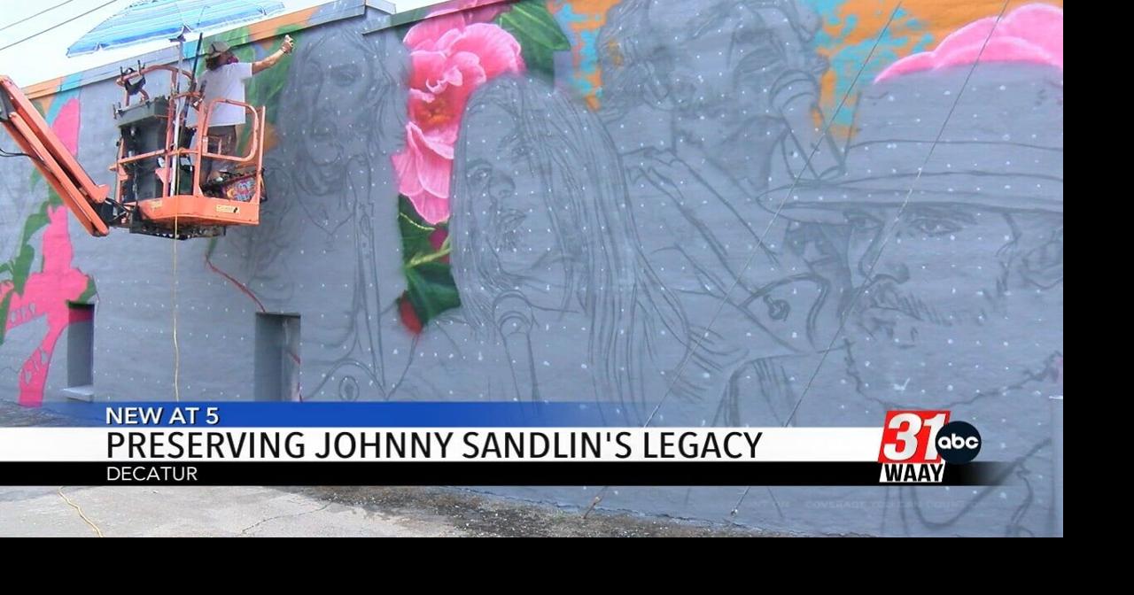 Decatur honors southern rock legend Johnny Sandlin with mural | Video ...