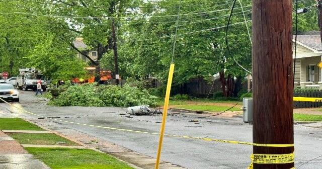 UPDATE: Huntsville crews continuing to assess damage, clear debris ...