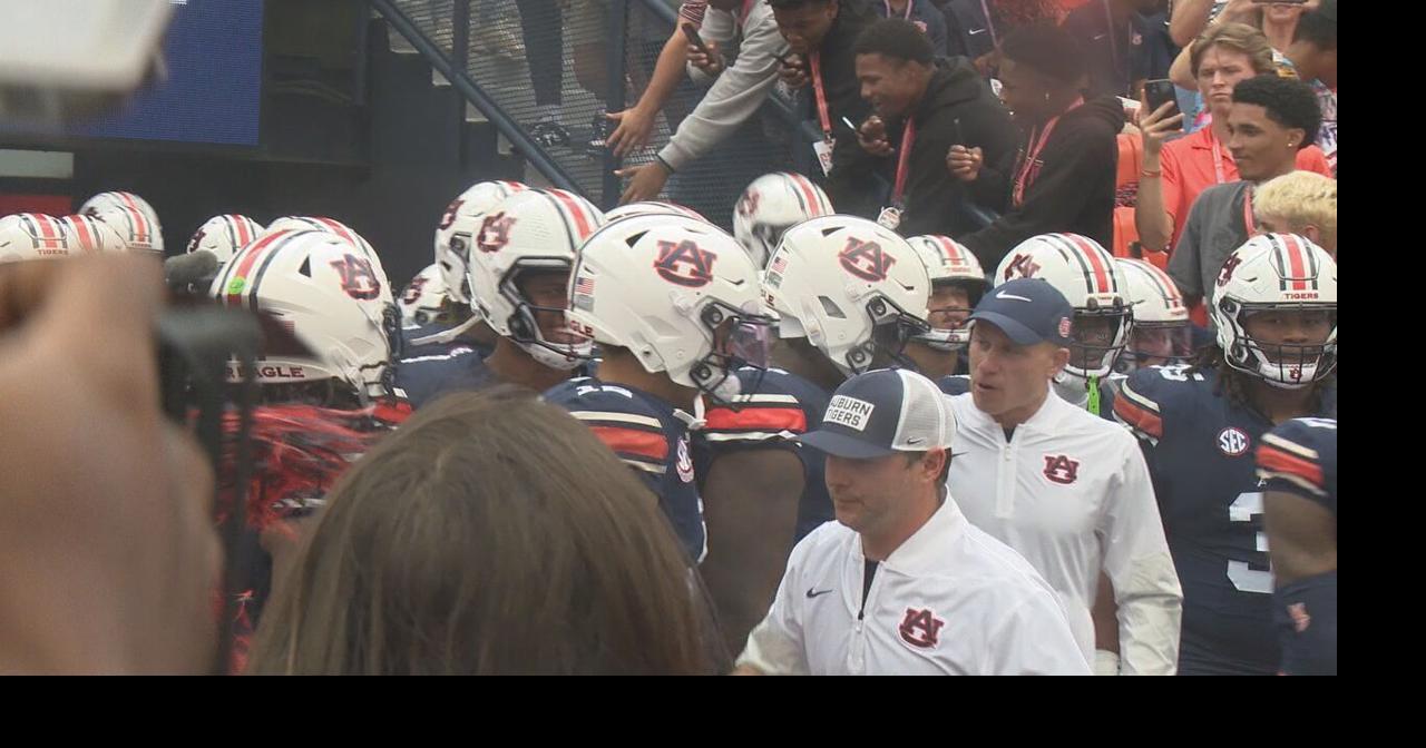 Deuce Knight accounts for 6 TDs in his first career start as Auburn ...