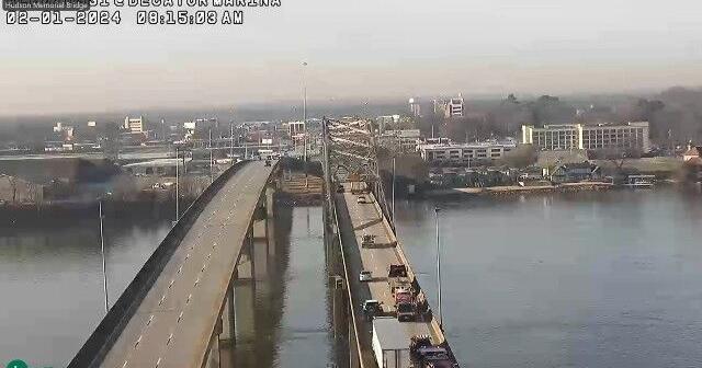 UPDATE: Crash cleared on Hudson Memorial Bridge in Decatur | Athens ...