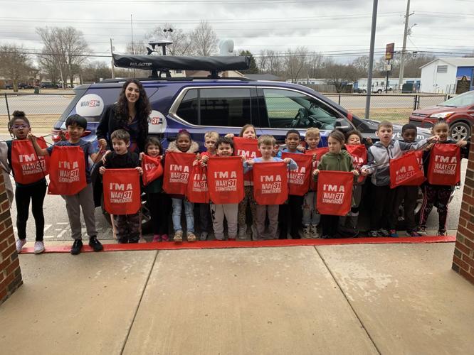 Riverton students learn what it's like to be part of the WAAY 31 ...