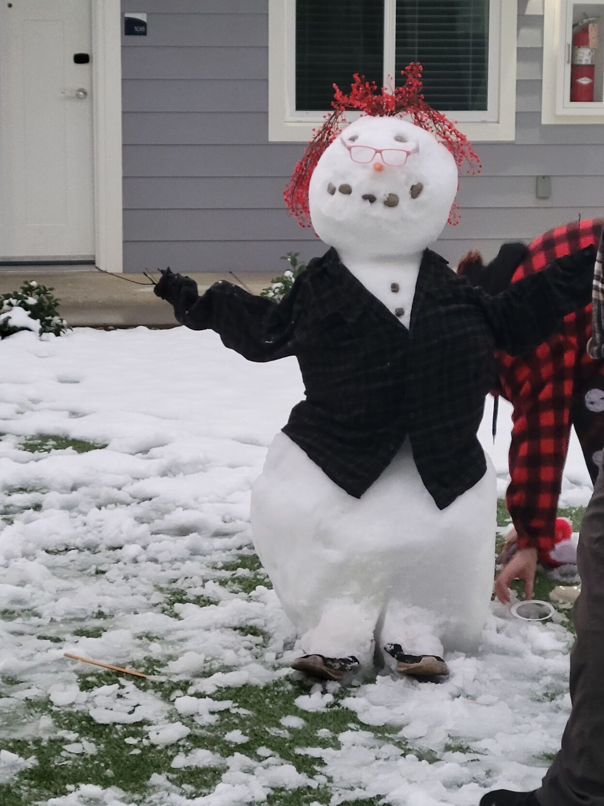 EVEN MORE photos of North Alabama enjoying the first snow of 2025 ...