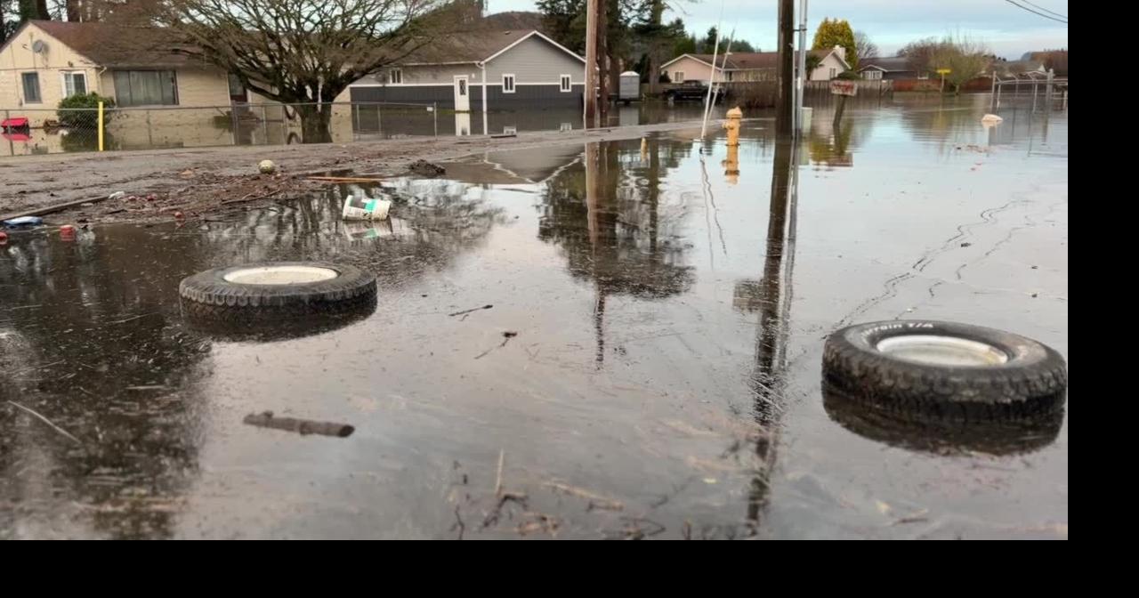 Floodwaters cover parts of Burlington, Washington | Video | waaytv.com