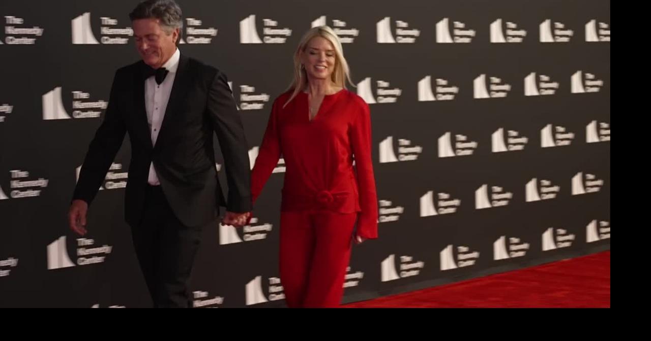Pam Bondi, RFK Jr. attend red carpet event at Kennedy Center | Video ...