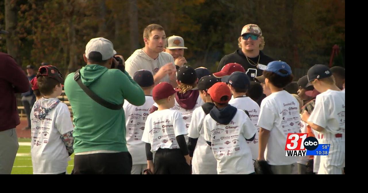 Brewer Hicklen hosts 6th annual baseball camp | News | waaytv.com