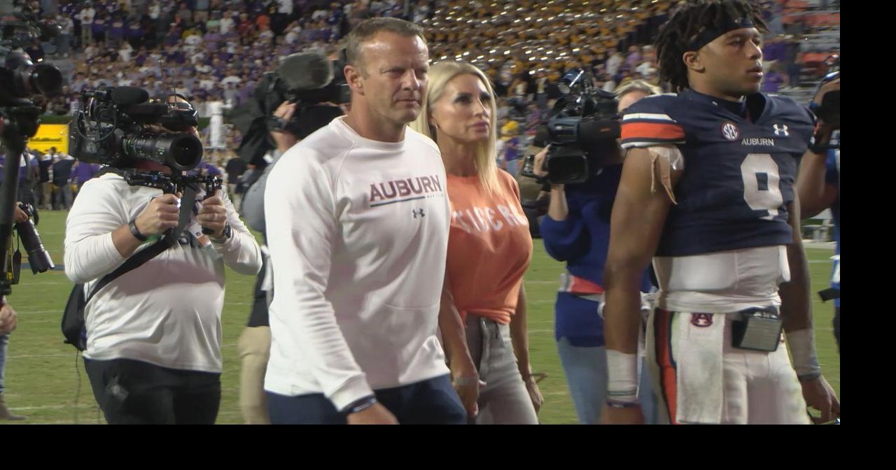 LSU rallies for 4th straight win, 21-17 over Auburn | News | waaytv.com