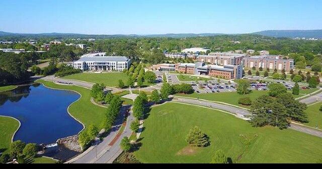 Thousands of students back at UAH for first day of classes Wednesday ...
