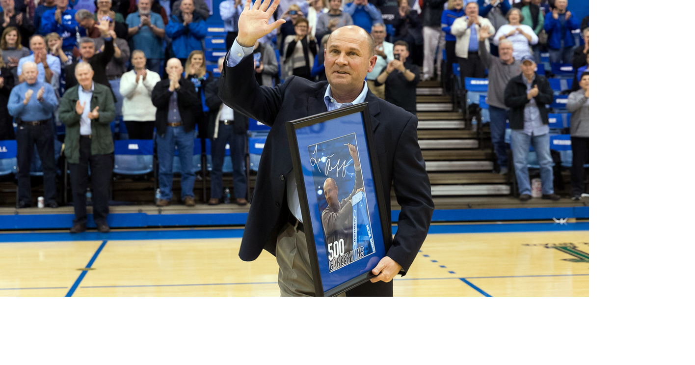 Former UAH men's basketball head coach Lennie Acuff named to GSC's 2023 ...