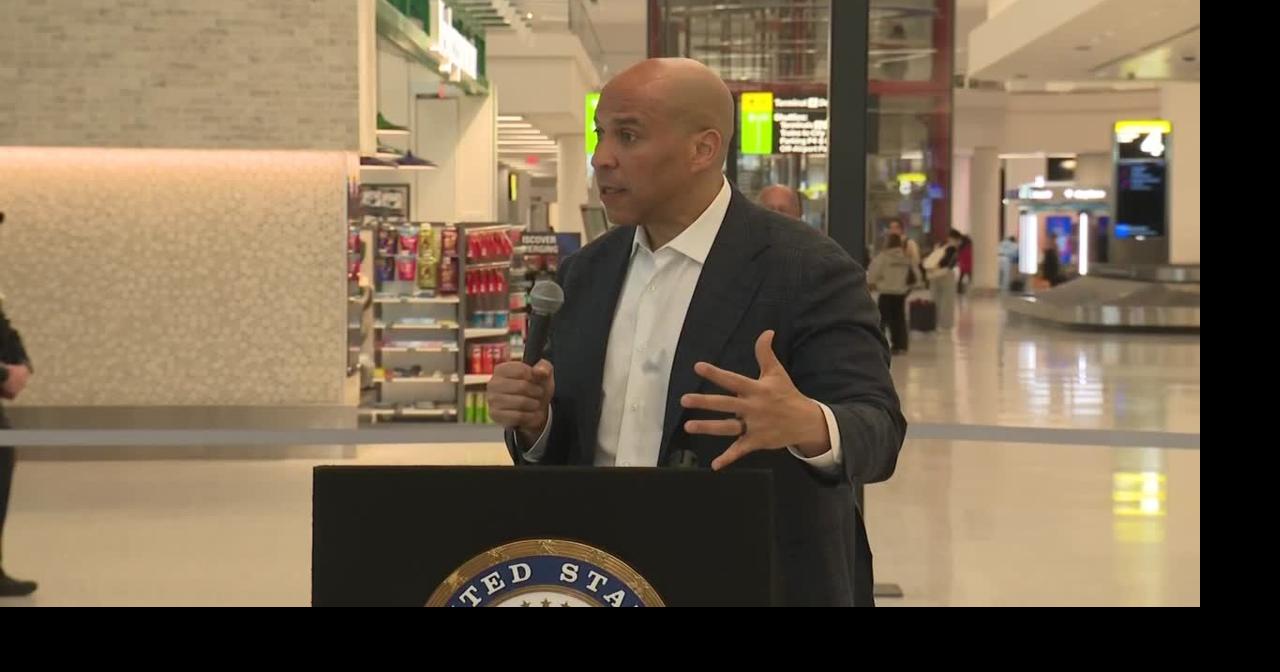 Cory Booker remarks on TSA working with ICE agents | Video | waaytv.com