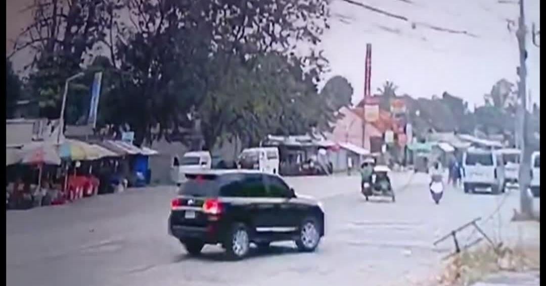 RAW: Philippines mayor narrowly escapes RPG attack | Video | waaytv.com