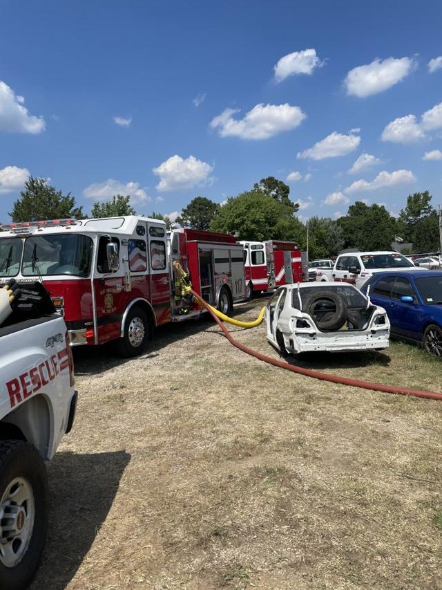 Burning trash led to large Athens fire that damaged at least 20 ...