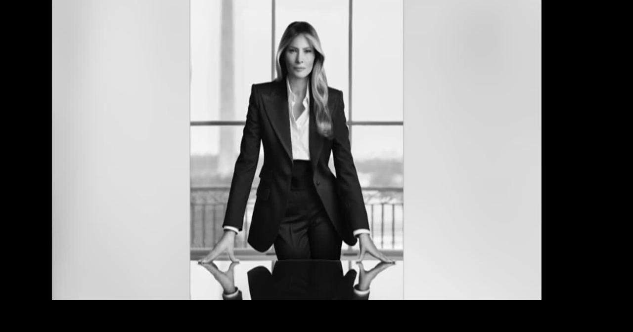 White House releases the official portrait of First Lady Melania Trump ...